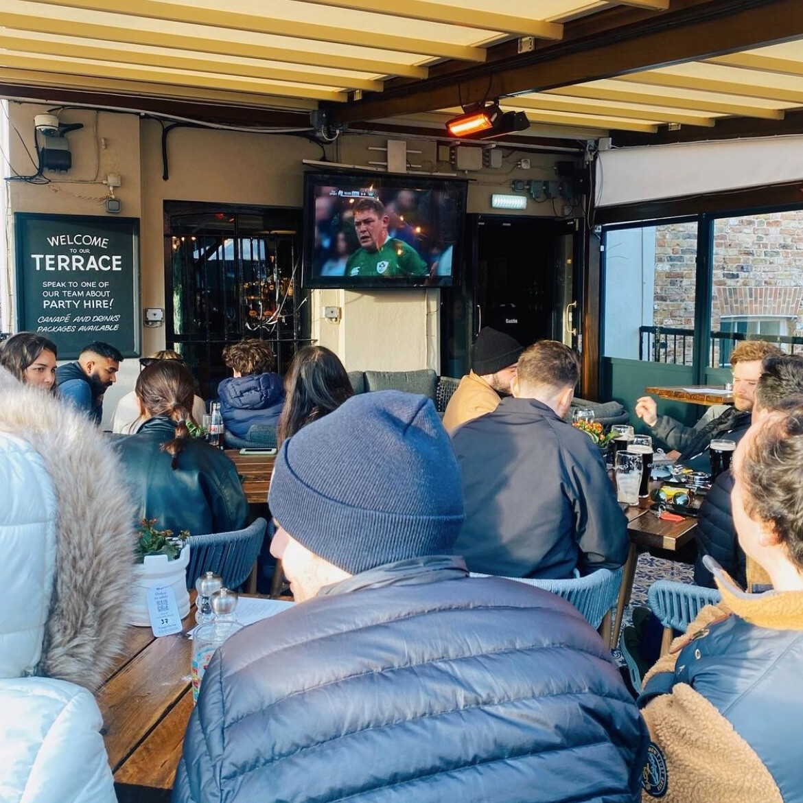 The Castle | Sports Bar in London