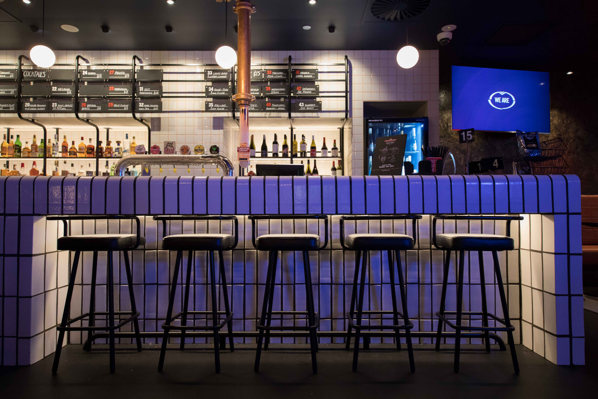 Kicks | Sports Bar in Melbourne