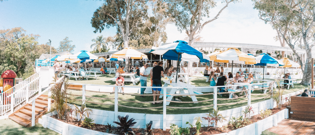 The Beachcomber Hotel & Resort in Toukley : Reviews & Booking | FANZO