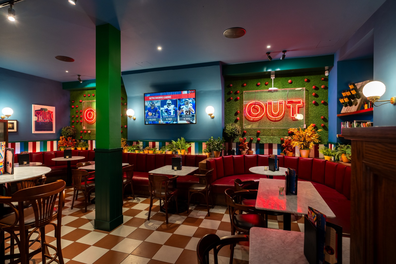 Sixes Cricket Fitzrovia | Sports Bar in London