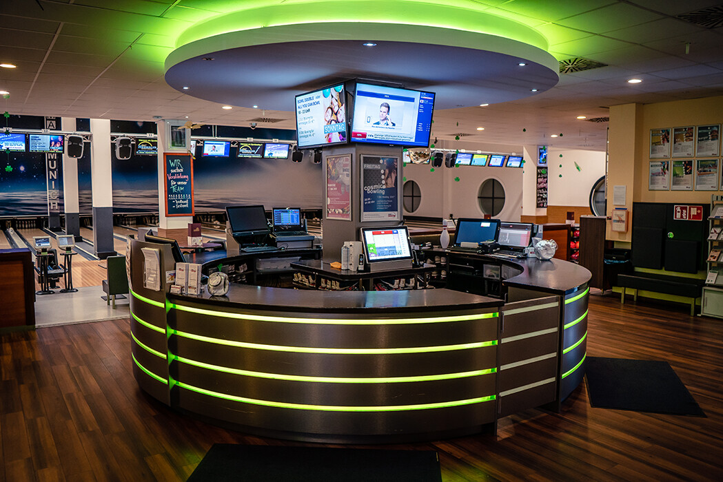 Max Munich Bowling | Sportkneipen in Brunnthal | FANZO