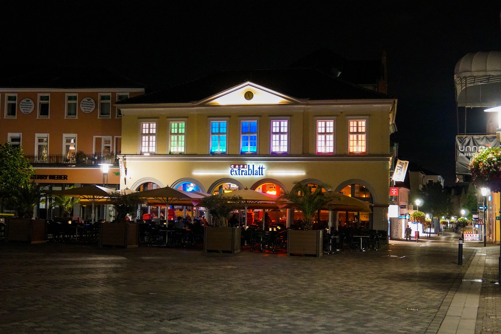 Cafe Extrablatt | Sportkneipen in Unna | FANZO