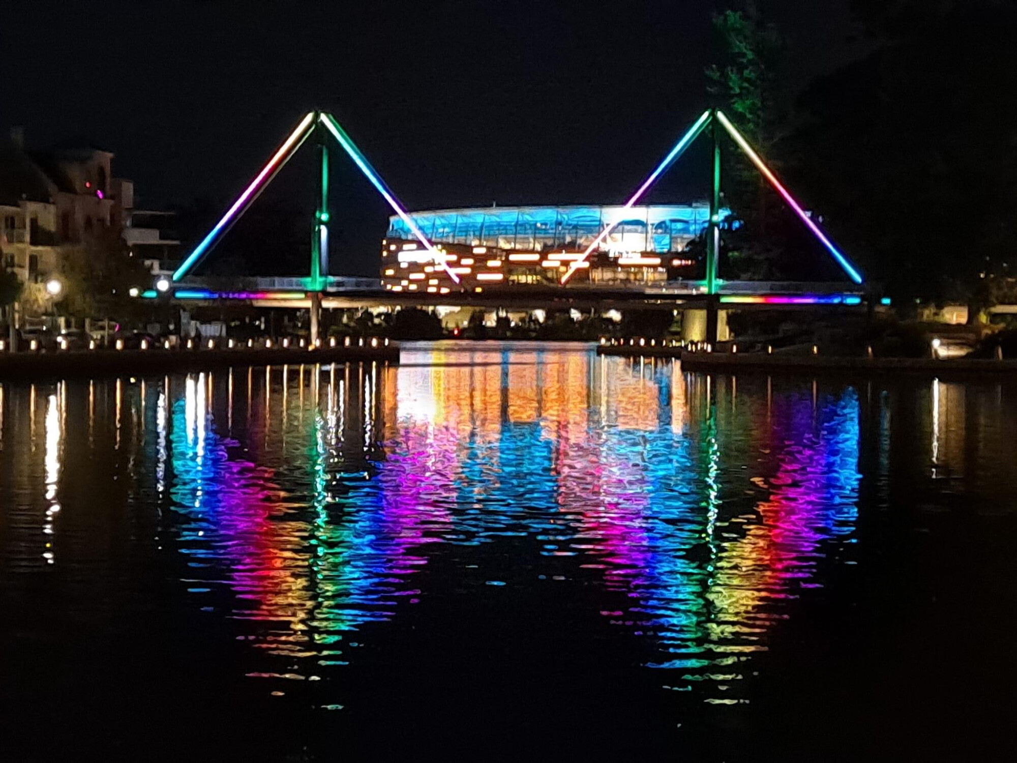 The Royal on the Waterfront in East Perth : Reviews & Booking | FANZO