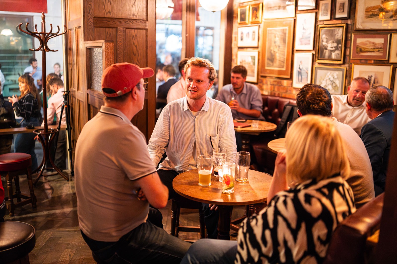 The Wren Tavern | Sports Bar in London