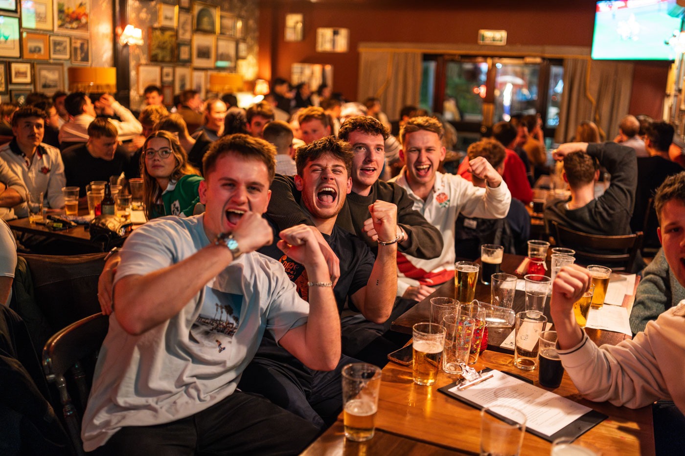 The Wren Tavern | Sports Bar in London