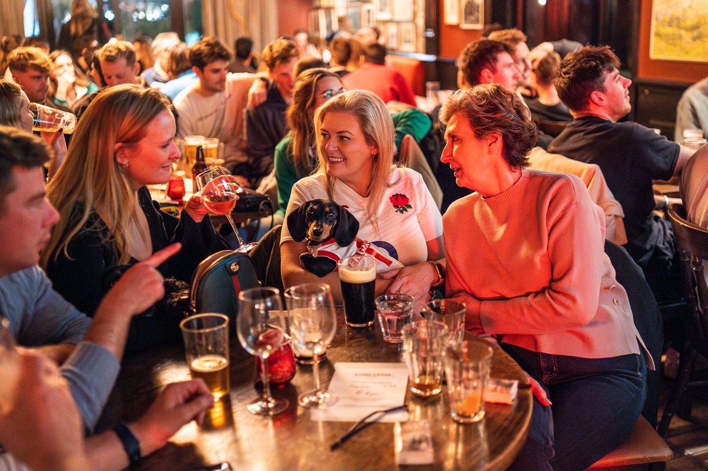 The Wren Tavern | Sports Bar in London