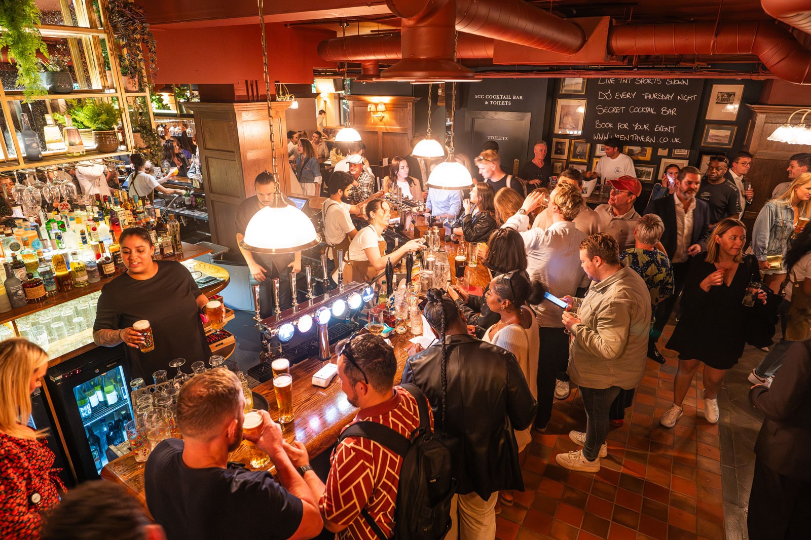 The Wren Tavern | Sports Bar in London