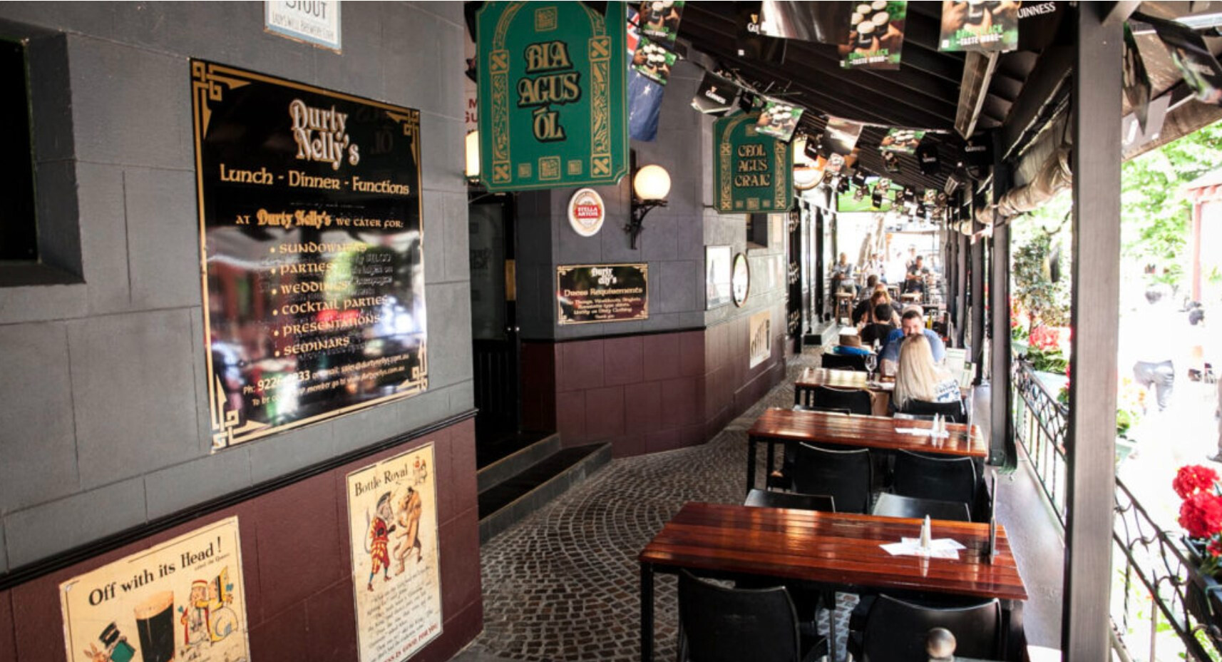 Durty Nelly's in Perth : Reviews & Booking | FANZO