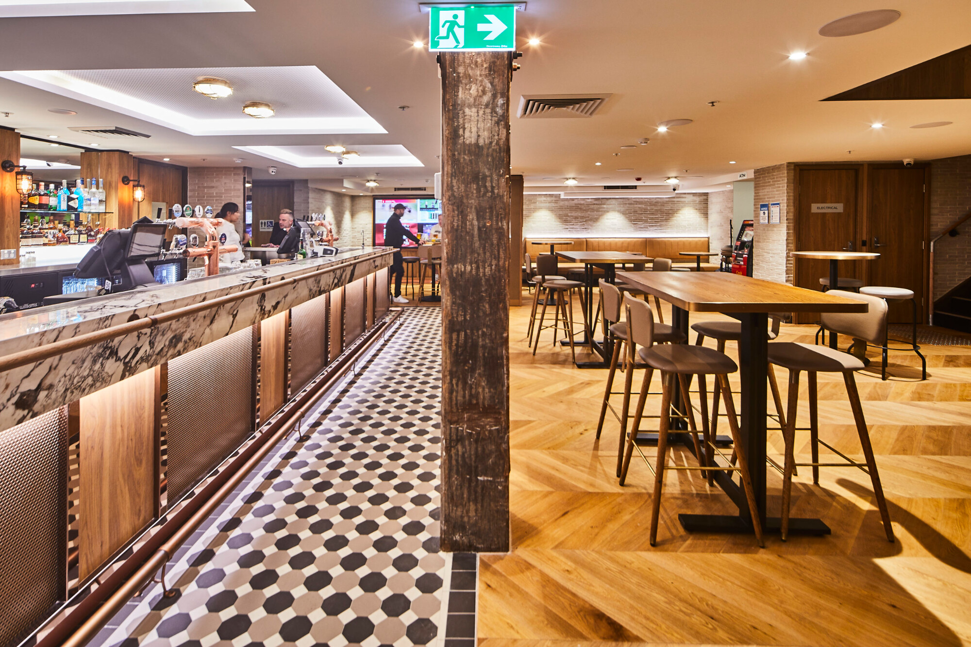 Cheers Bar | Sports Bar in Sydney