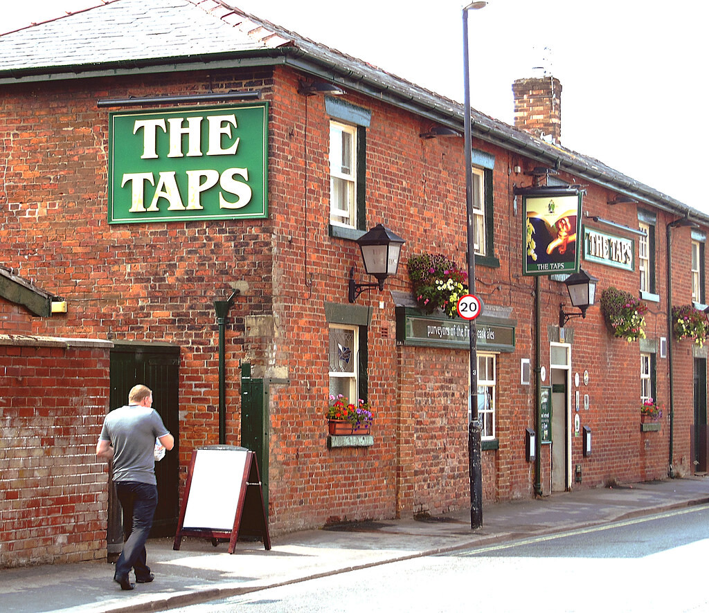 Taps (Lytham St Annes) | sports pubs in Lytham Saint Annes | FANZO