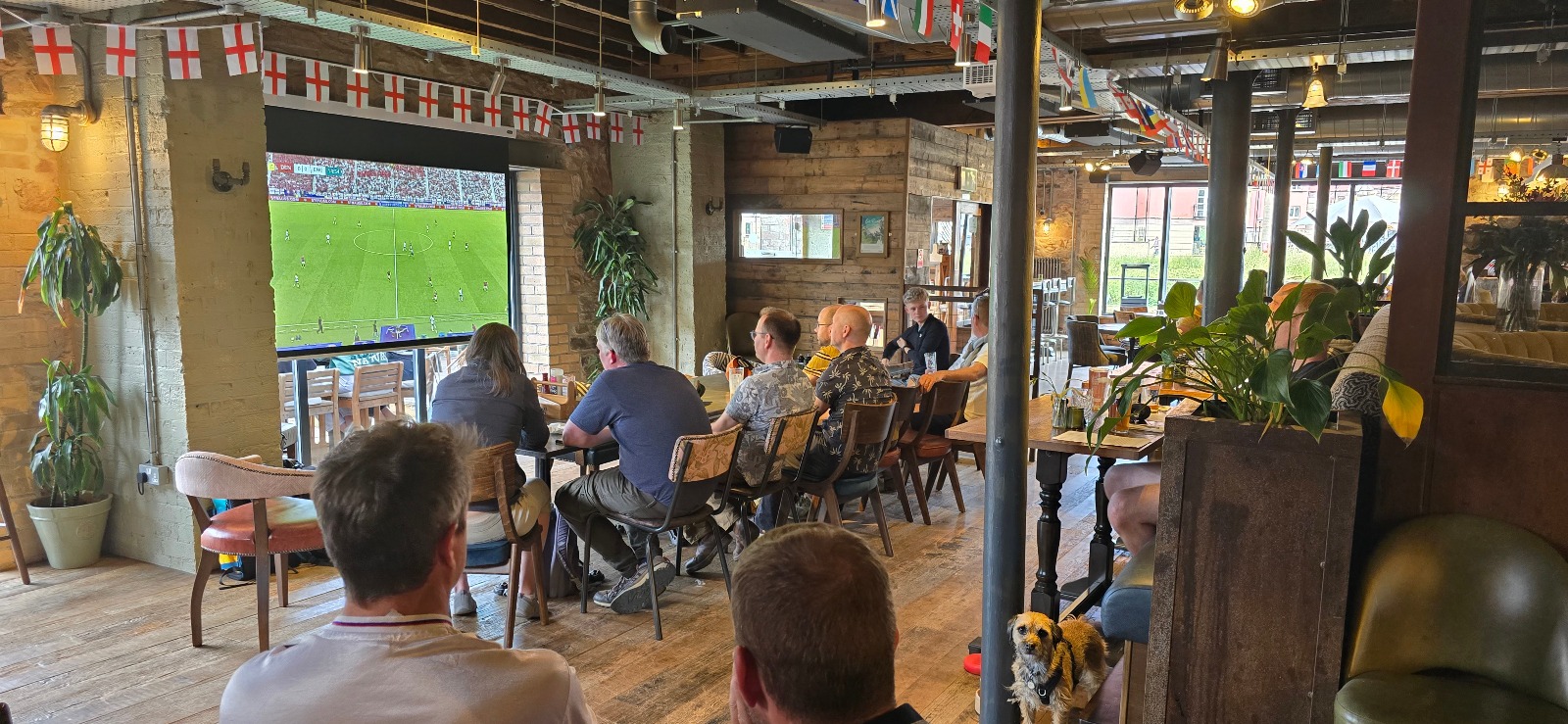 Samuel Jones in Exeter : Reviews & Booking | FANZO