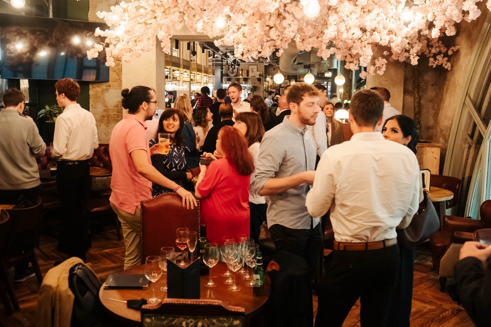 Victory Pub Waterloo | Sports Bar in London