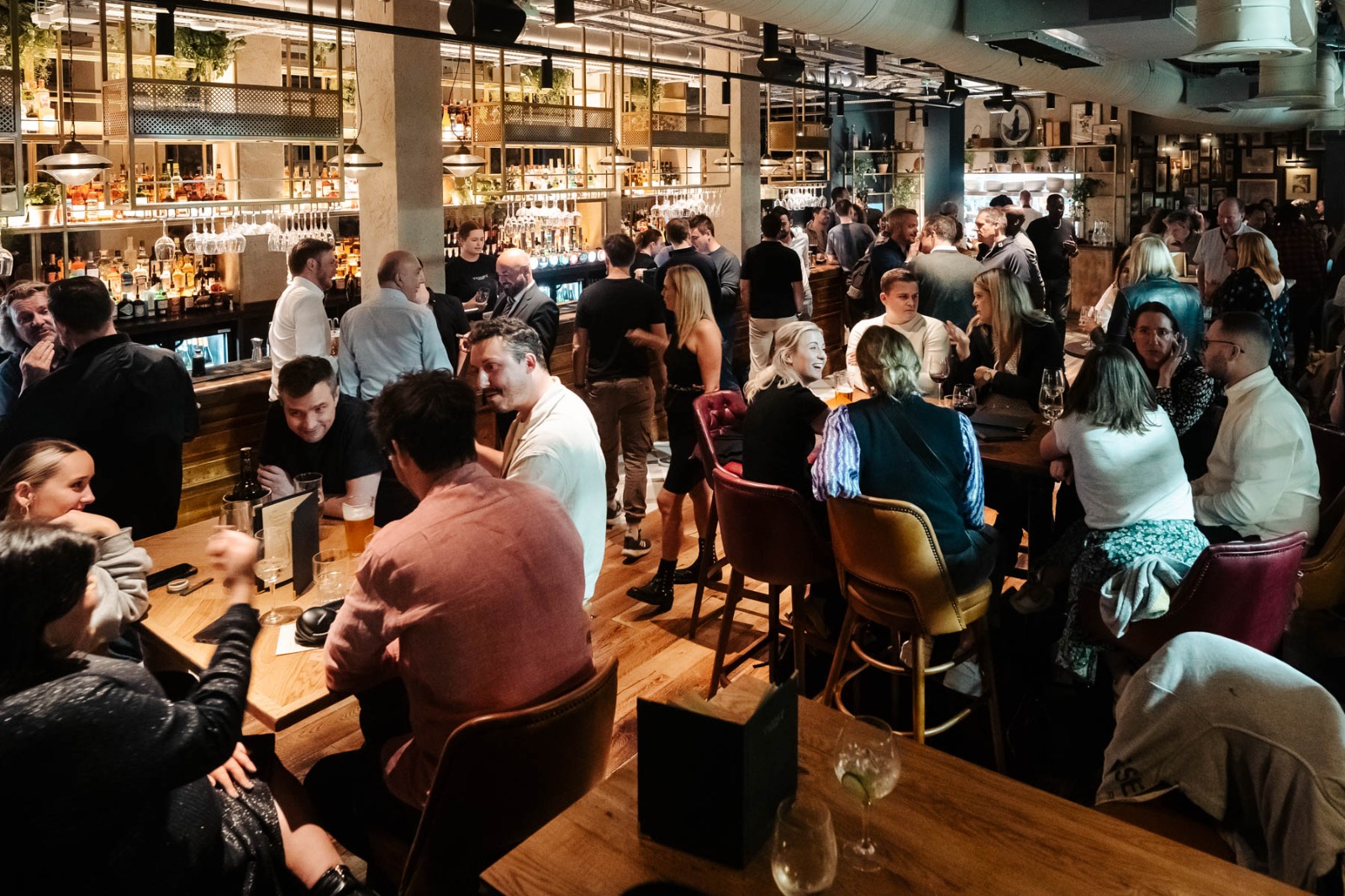Victory Pub Waterloo | Sports Bar in London