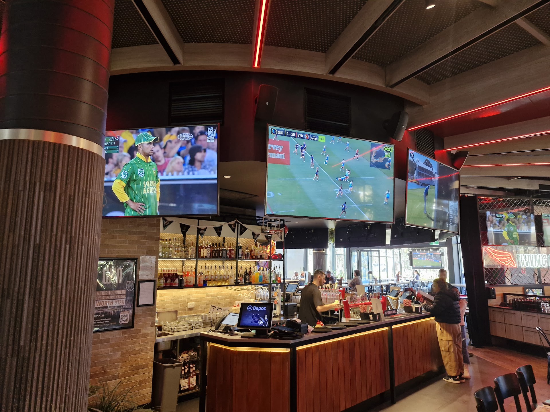 The Sporting Globe Plenty Valley | Sports Bar in Mill Park