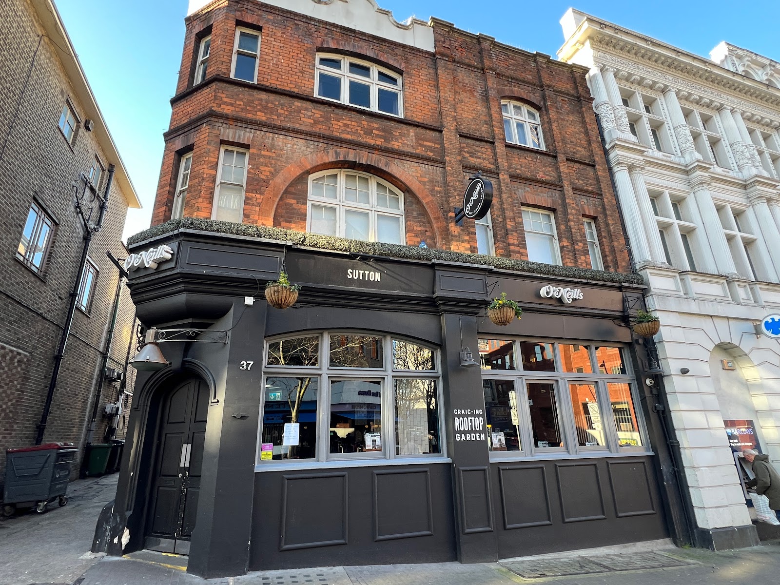 O'Neills Sutton | Sports Bar in Sutton