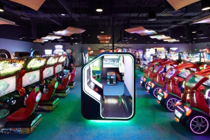 Big Als @ Ontario | Sports Bar in Ontario