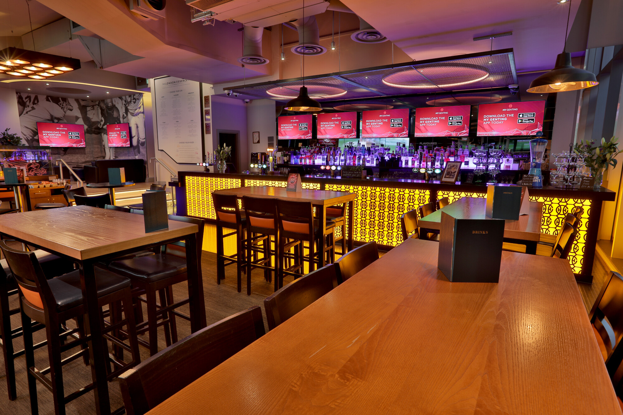 World Bar at Genting Casino Sheffield | Sports Bar in Sheffield