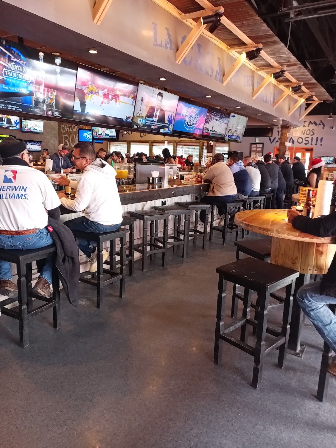 Ojos Locos @ Jupiter | Sports Bar in Dallas