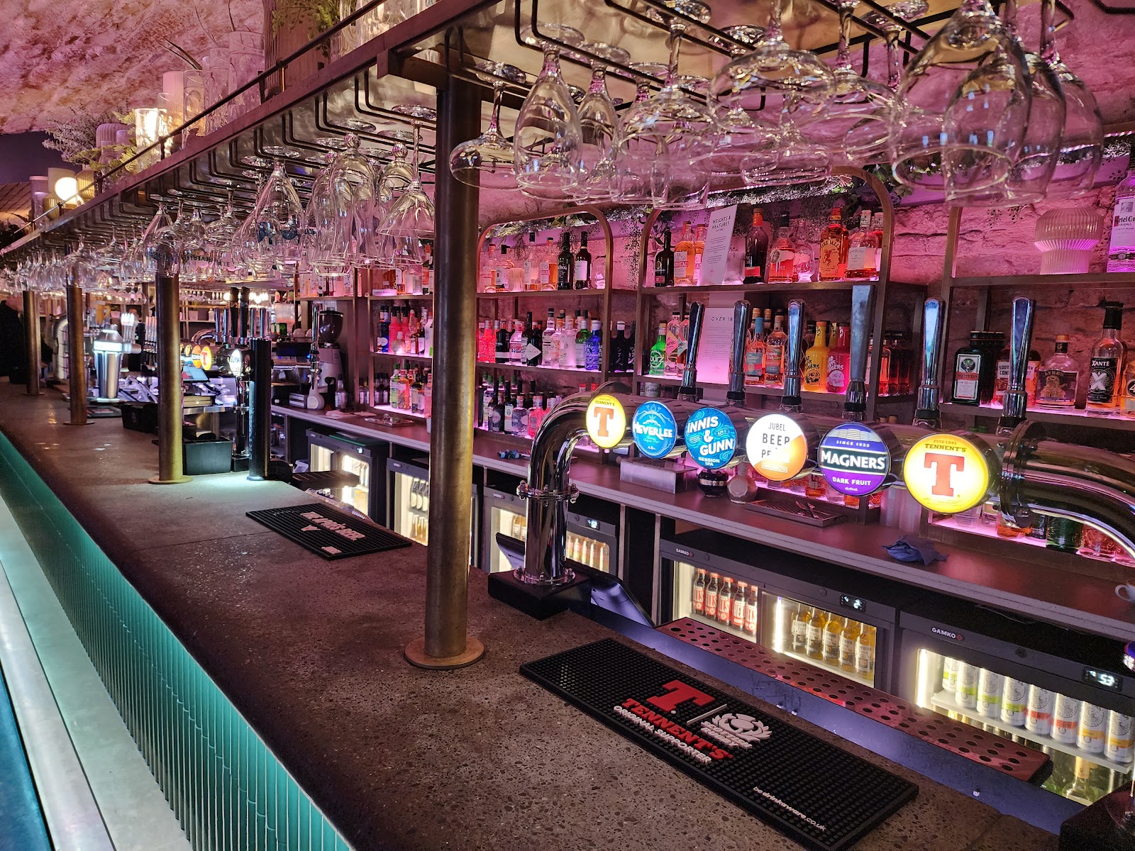 Three Sisters, Edinburgh | Sports Bar in Edinburgh