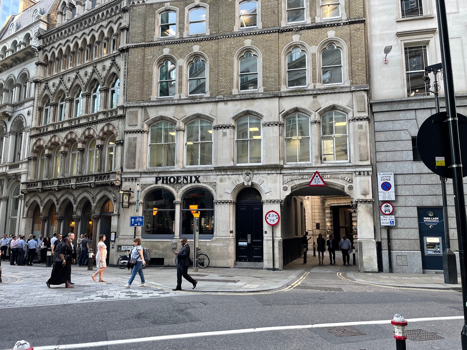 Phoenix | Sports Bar in London