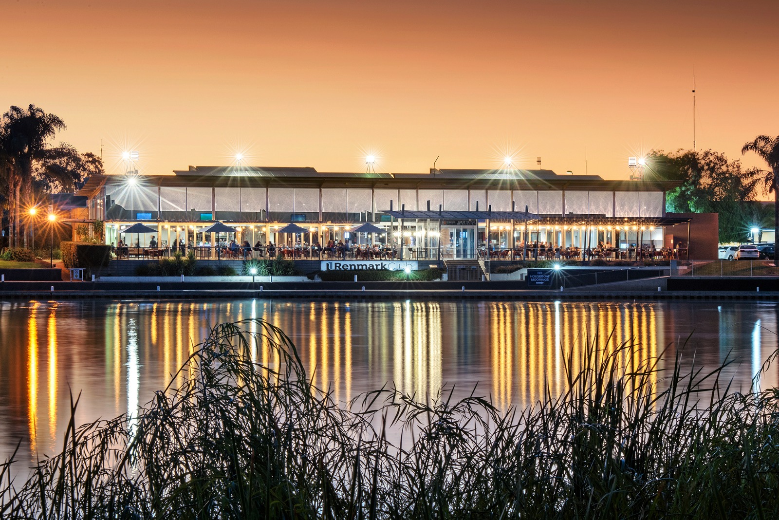 Renmark Club in Renmark : Reviews & Booking | FANZO