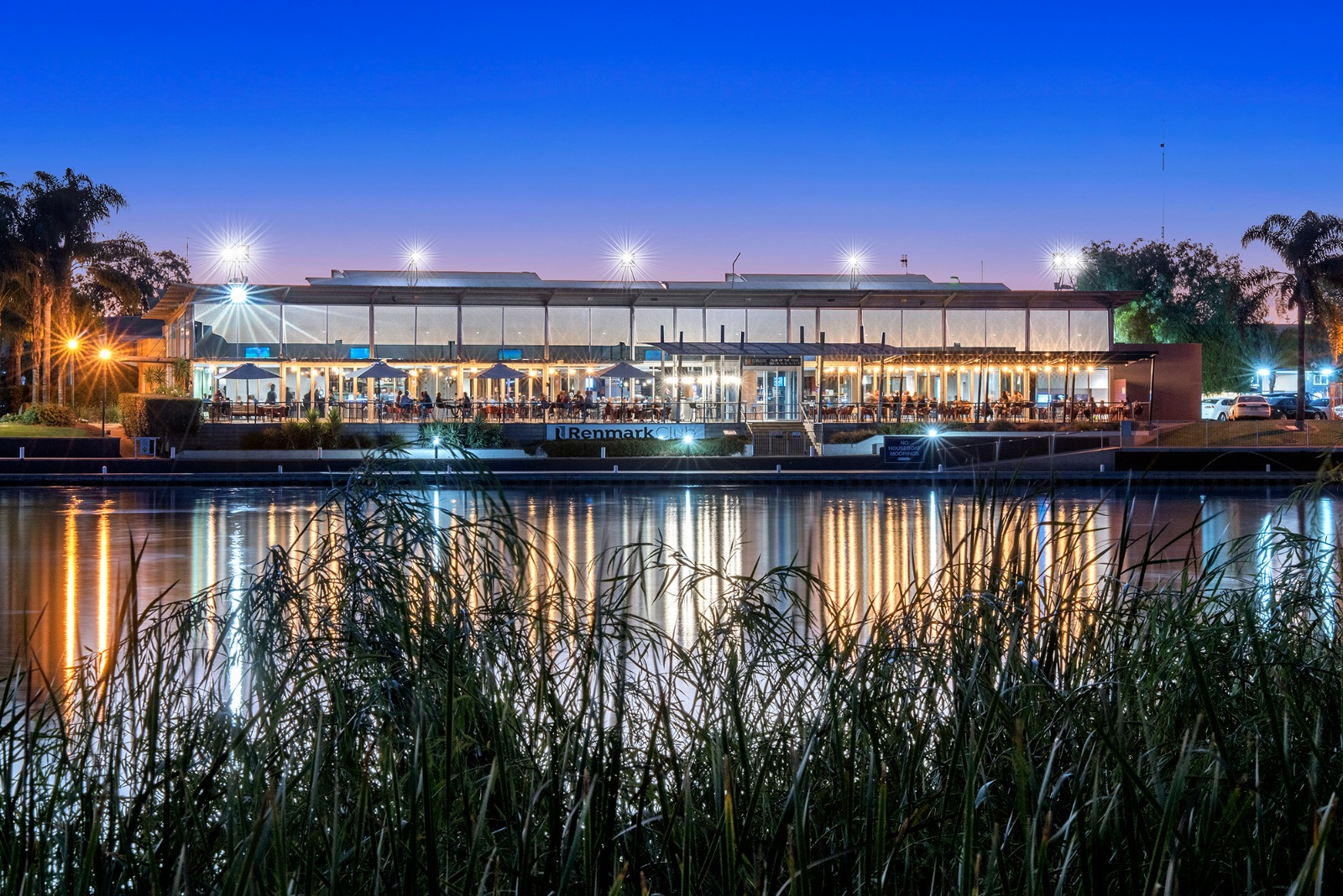 Renmark Club in Renmark : Reviews & Booking | FANZO