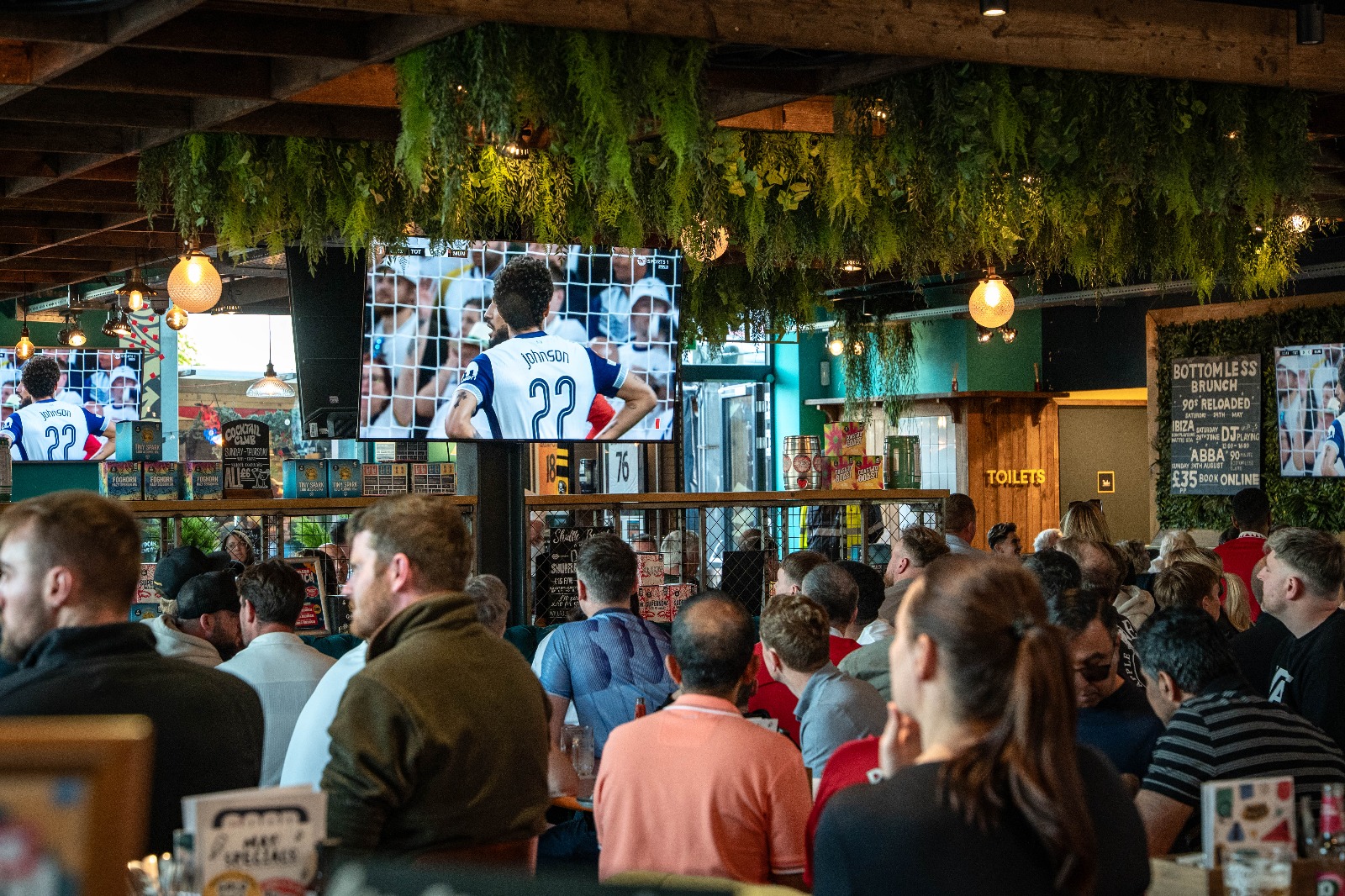 Brewpoint, Bedford | Sports Bar in Bedford