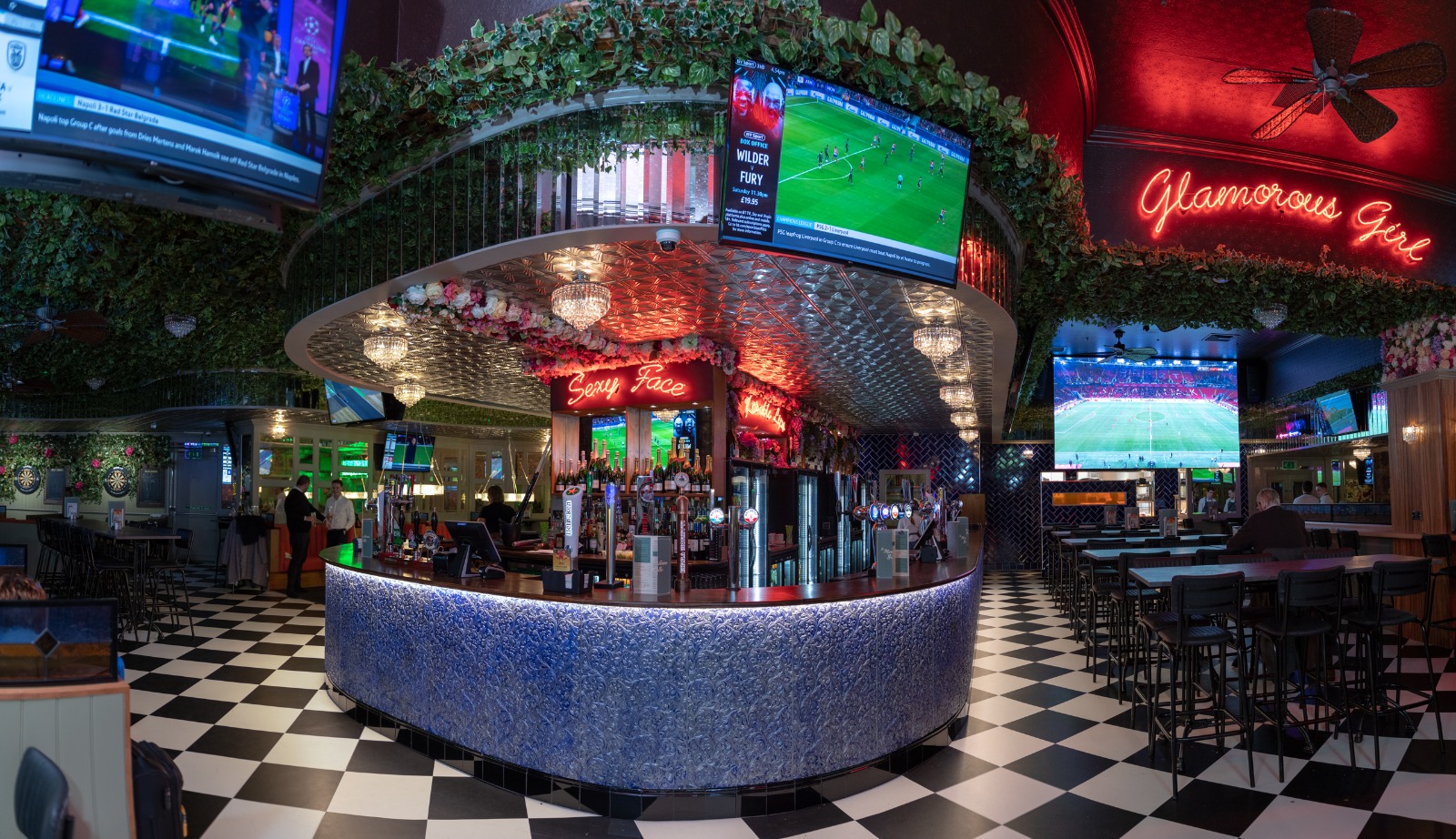 Moretown Belle | Sports Bar in London