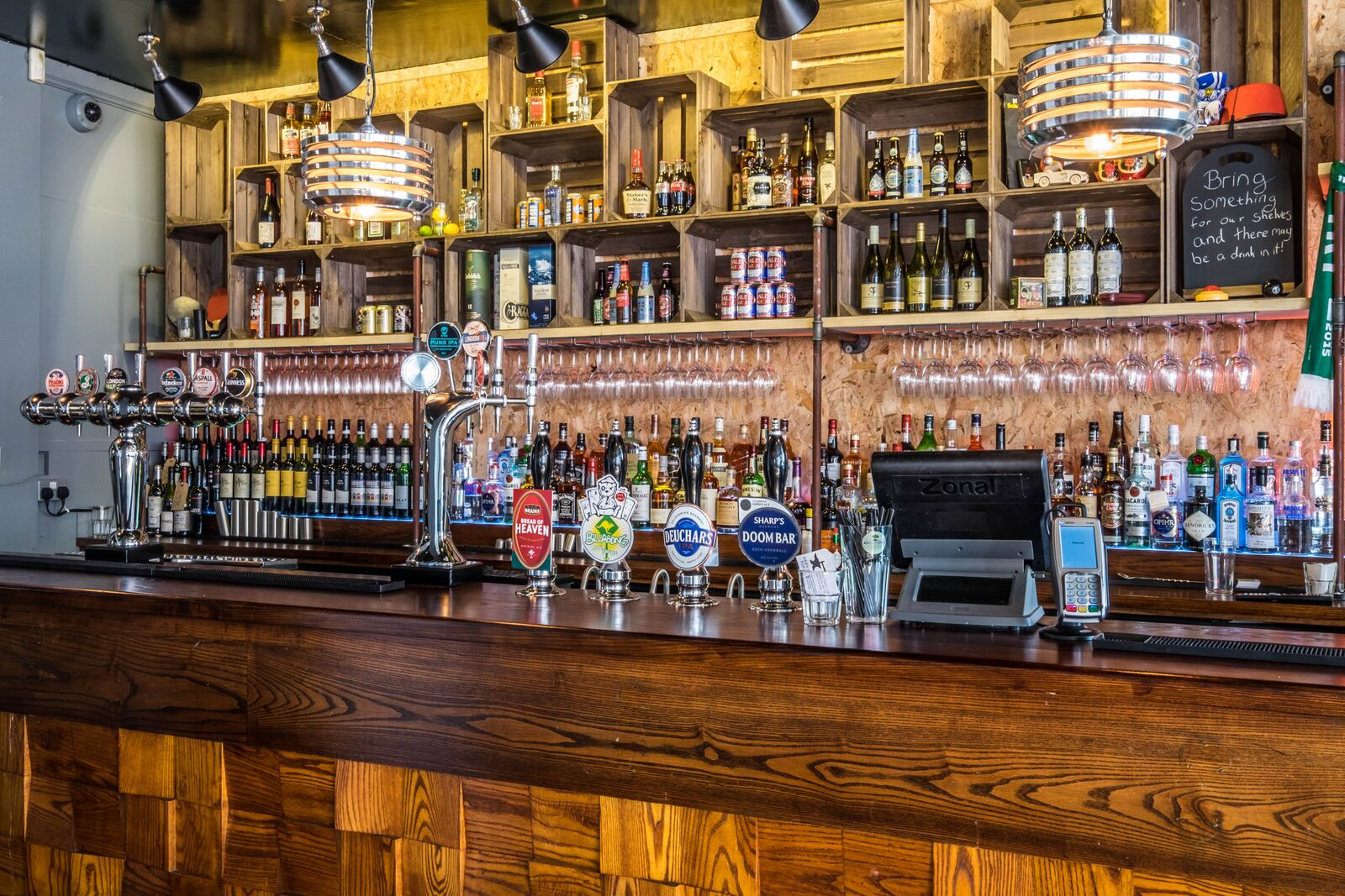 Hawkins Forge in LONDON : Reviews & Booking | FANZO