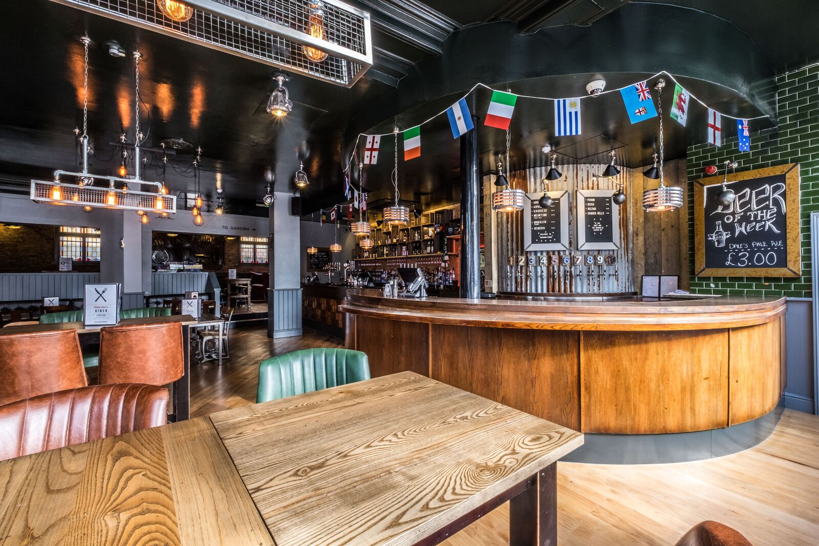 Hawkins Forge | Sports Bar in LONDON