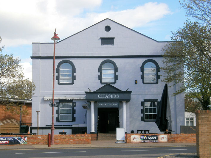Chasers Bar and Lounge in Daventry : Reviews & Booking | FANZO