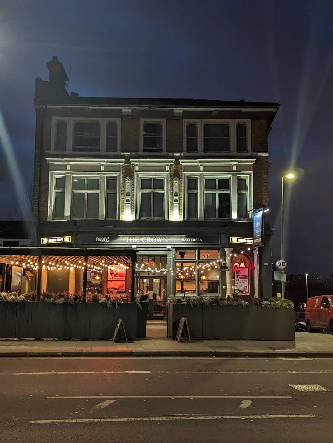 The Crown | Sports Bar in London