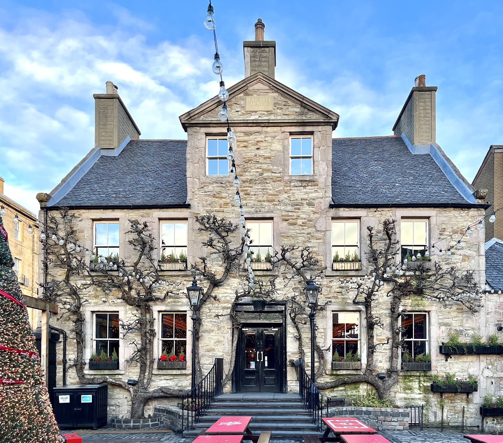 The Pear Tree | Sports Bar in Edinburgh