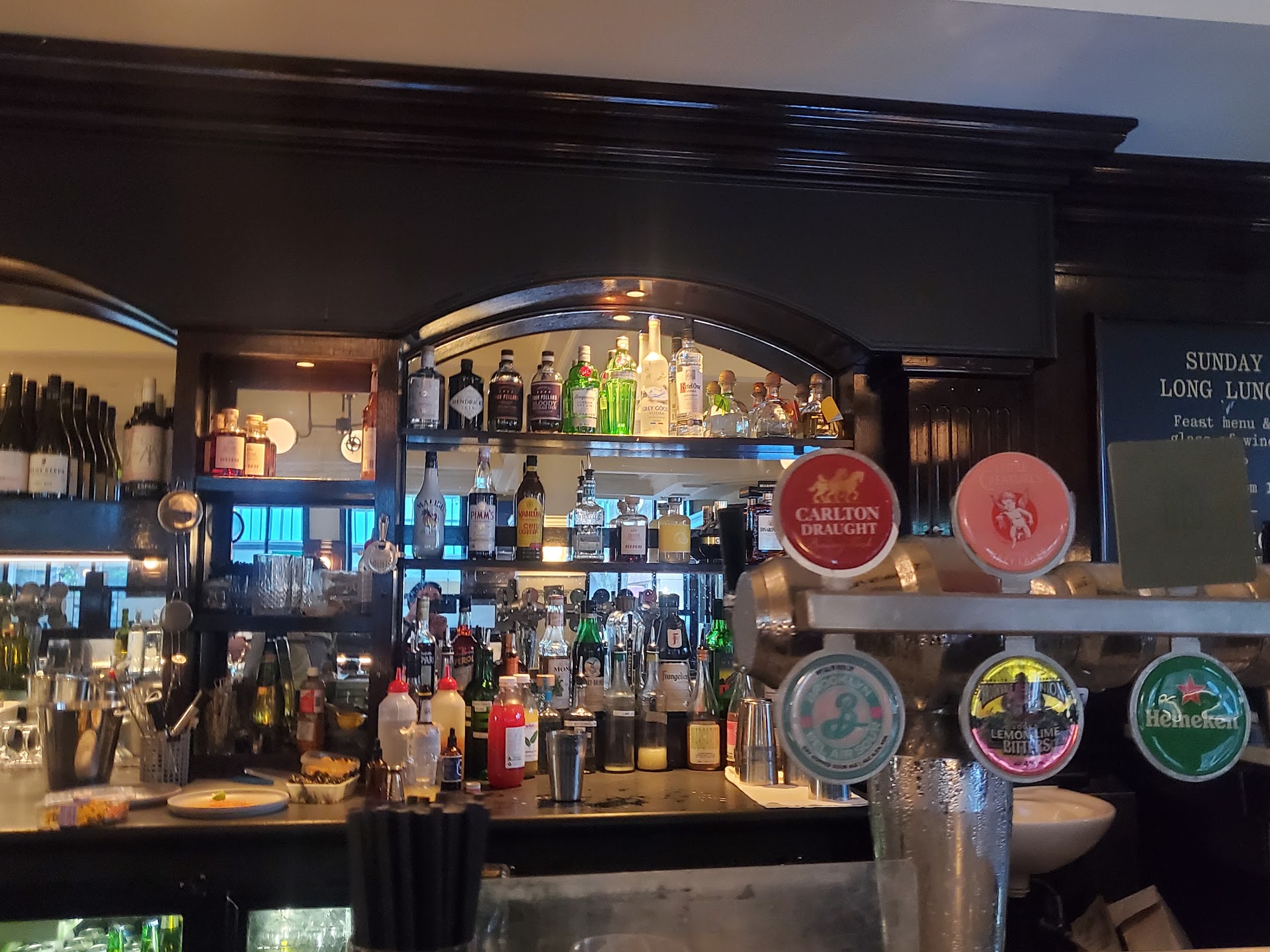Morris House | Sports Bar in Melbourne