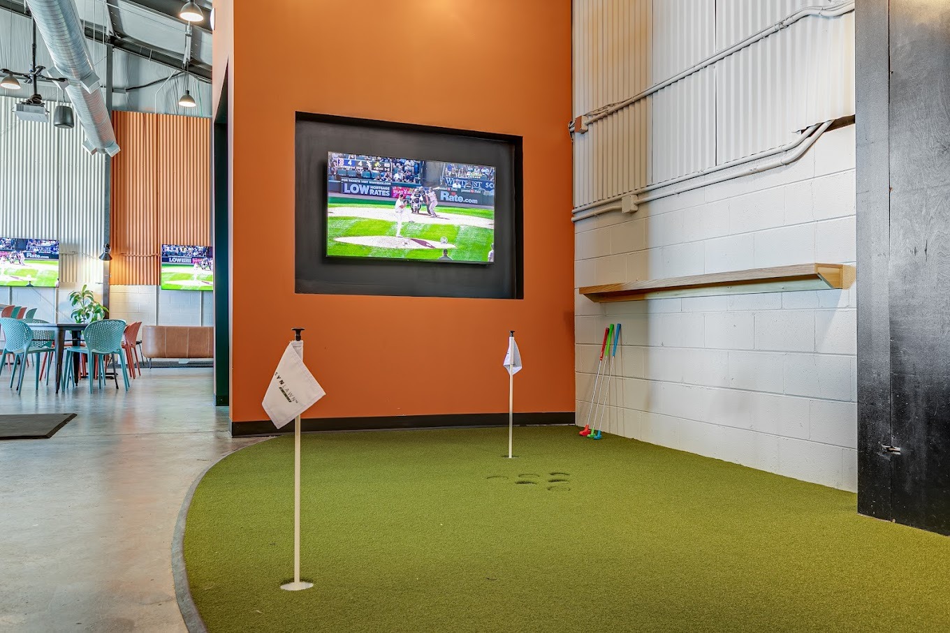 Parlay Bar and Lounge | Sports Bar in Richmond