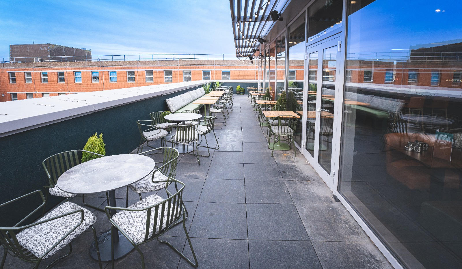 Ludo Sports Bar & Kitchen | Sports Bar in Exeter