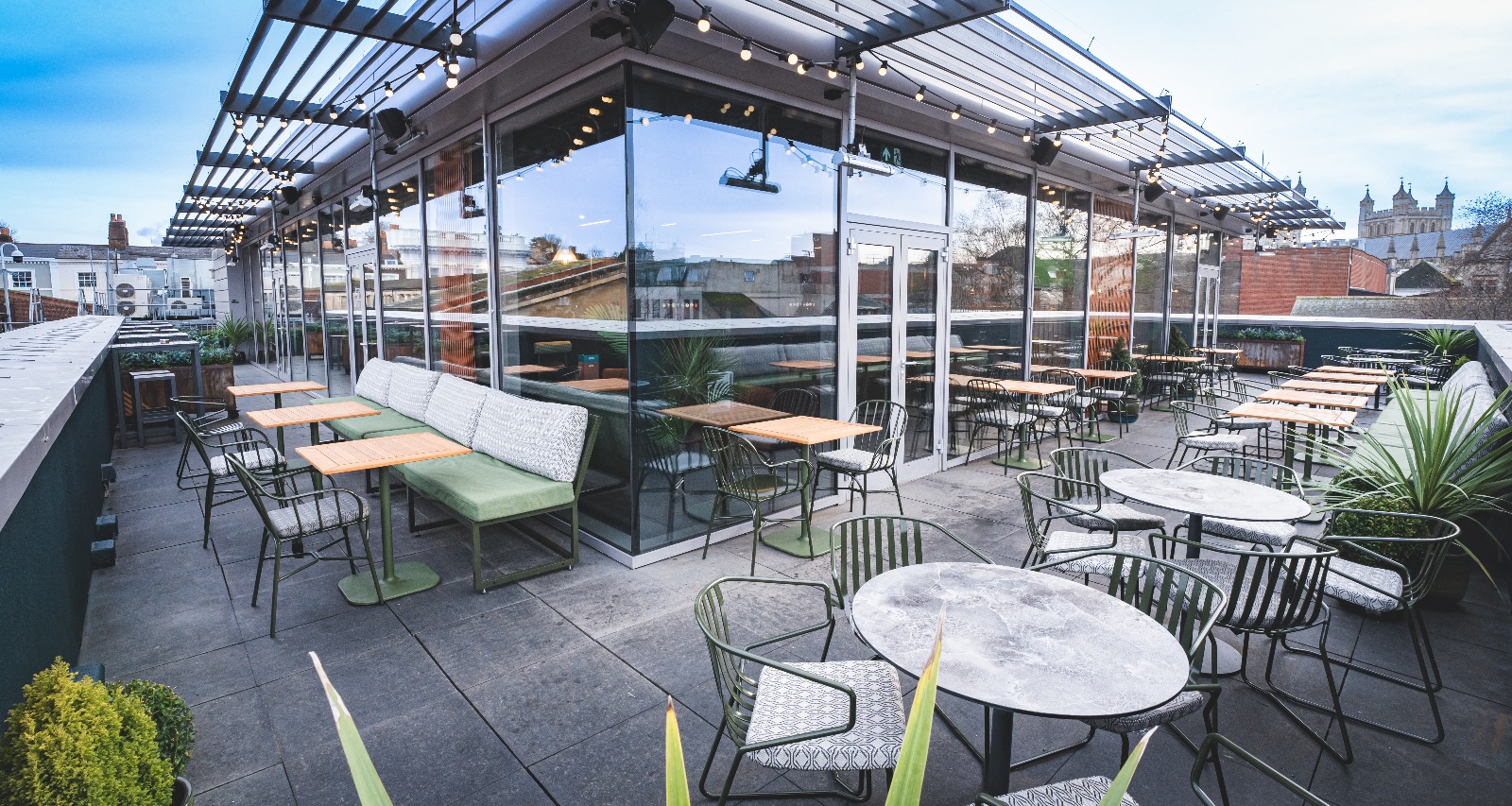 Ludo Sports Bar & Kitchen | Sports Bar in Exeter