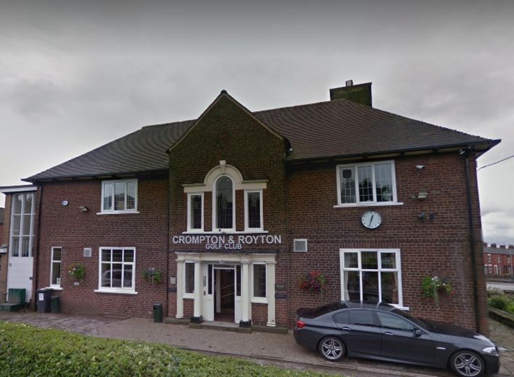Crompton and Royton Golf Club | Sports Bar in Oldham