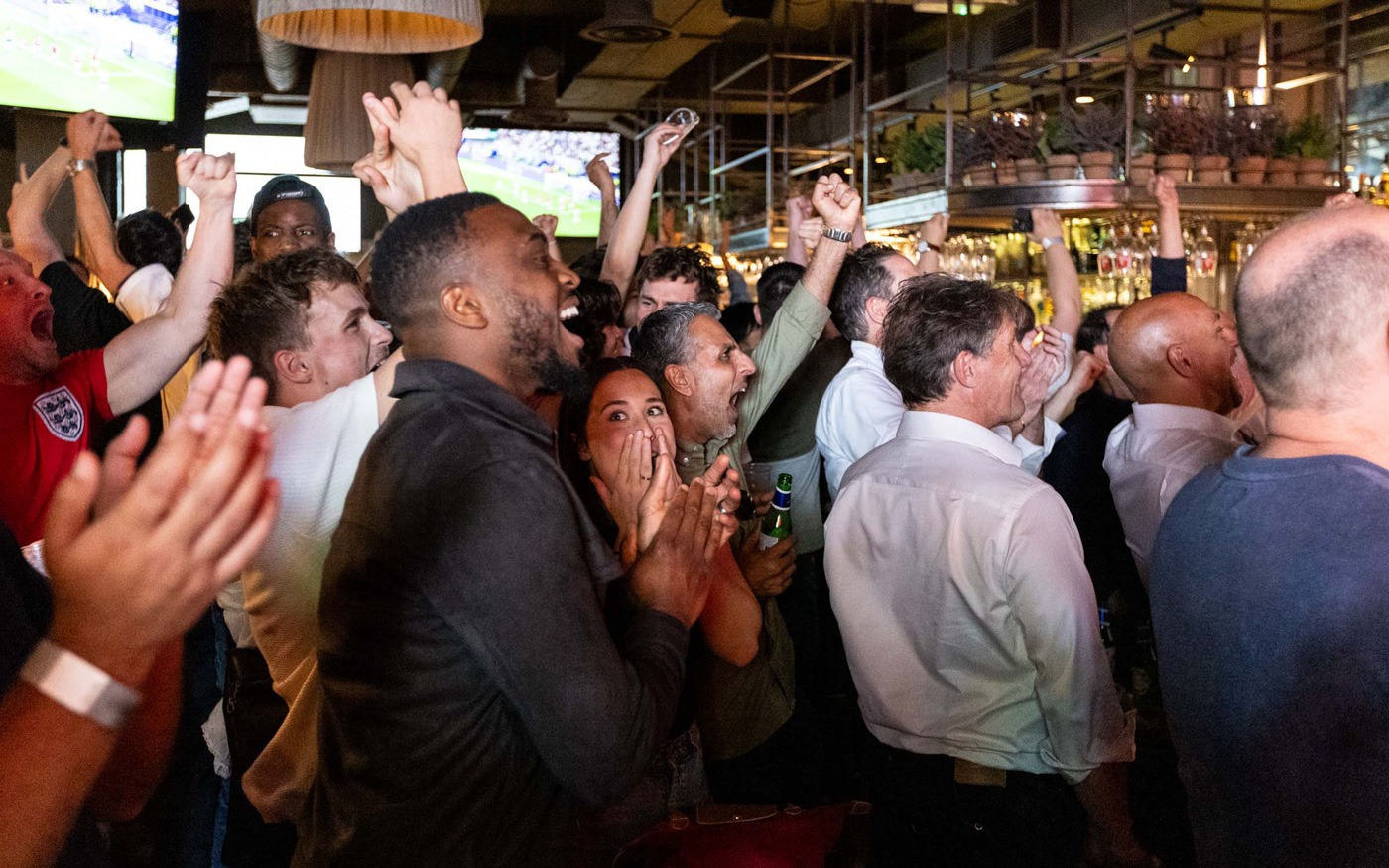 Highbury Barn Tavern | Sports Bar in London