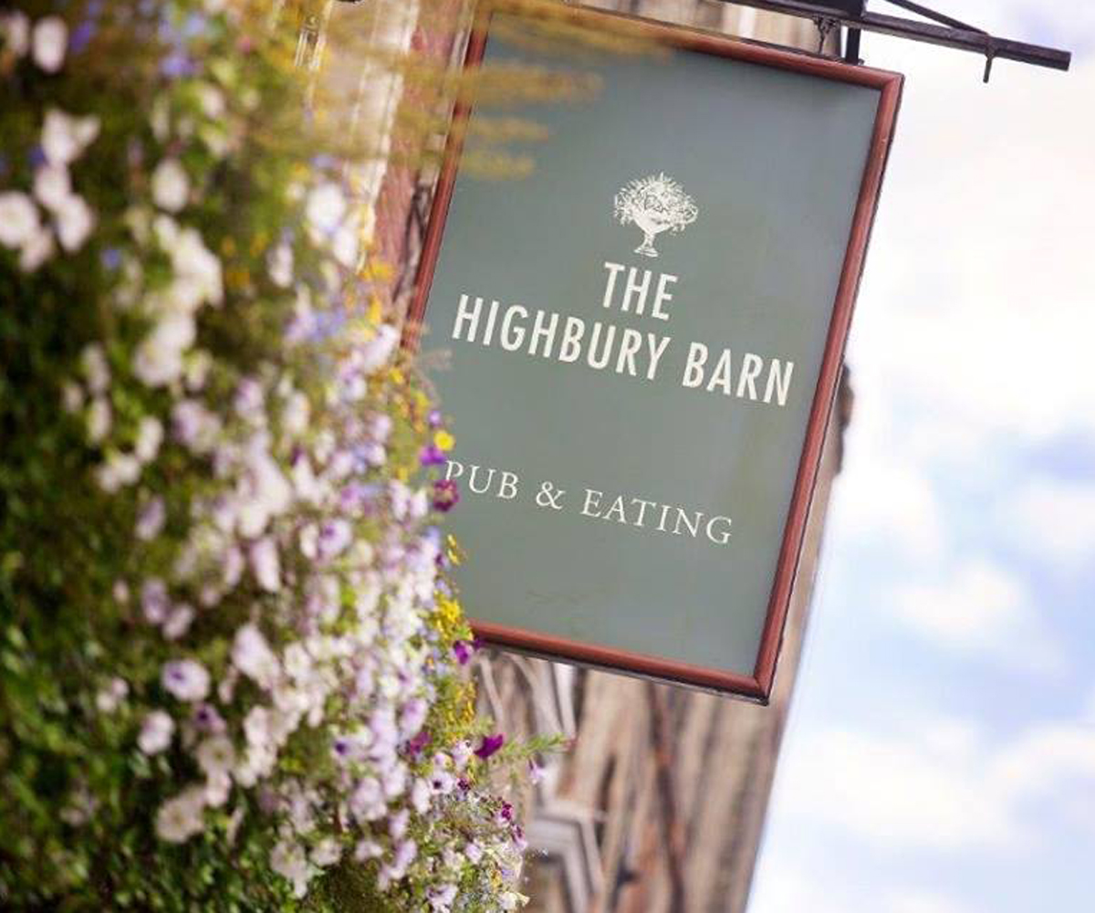 Highbury Barn Tavern | Sports Bar in London