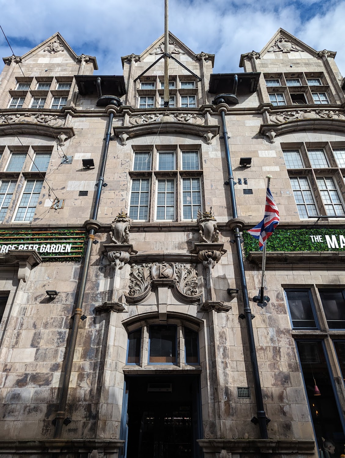 The Mailbox Lincoln | Sportkneipen in Lincoln | FANZO