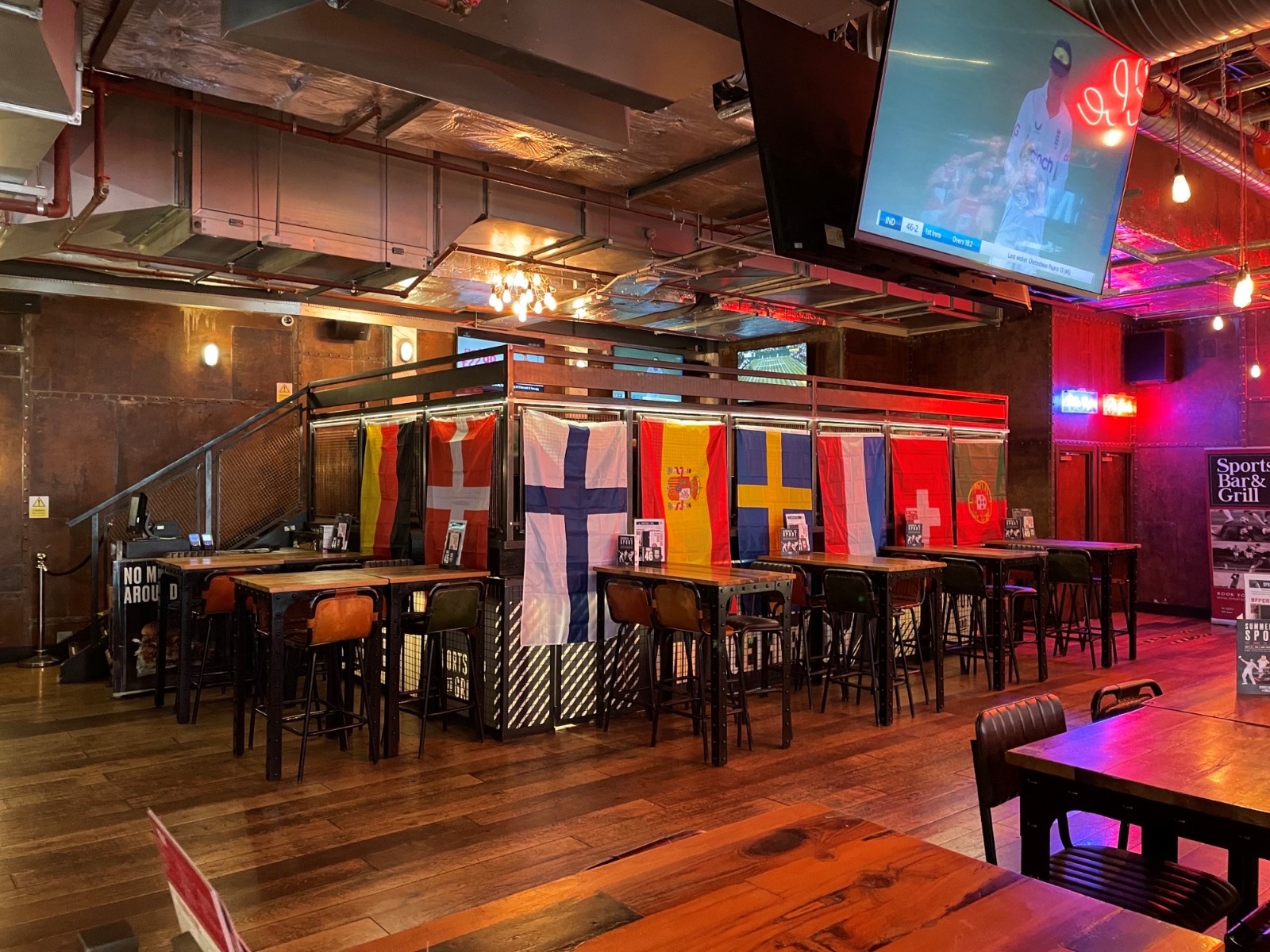 The Director's Box Canary Wharf | Sports Bar in Tower Hamlets